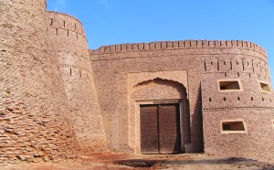 Derawar Fort: The Jewel of Cholistan Desert