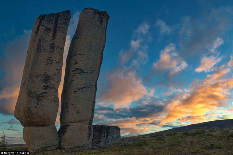 Granite Town - The Strange 65-ft Tall Rock Formations just Discovered ...