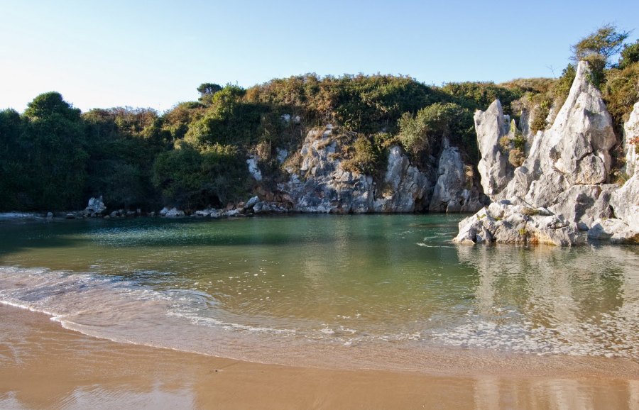 Playa de Gulpiyuri: A Beach in the Center of Meadow