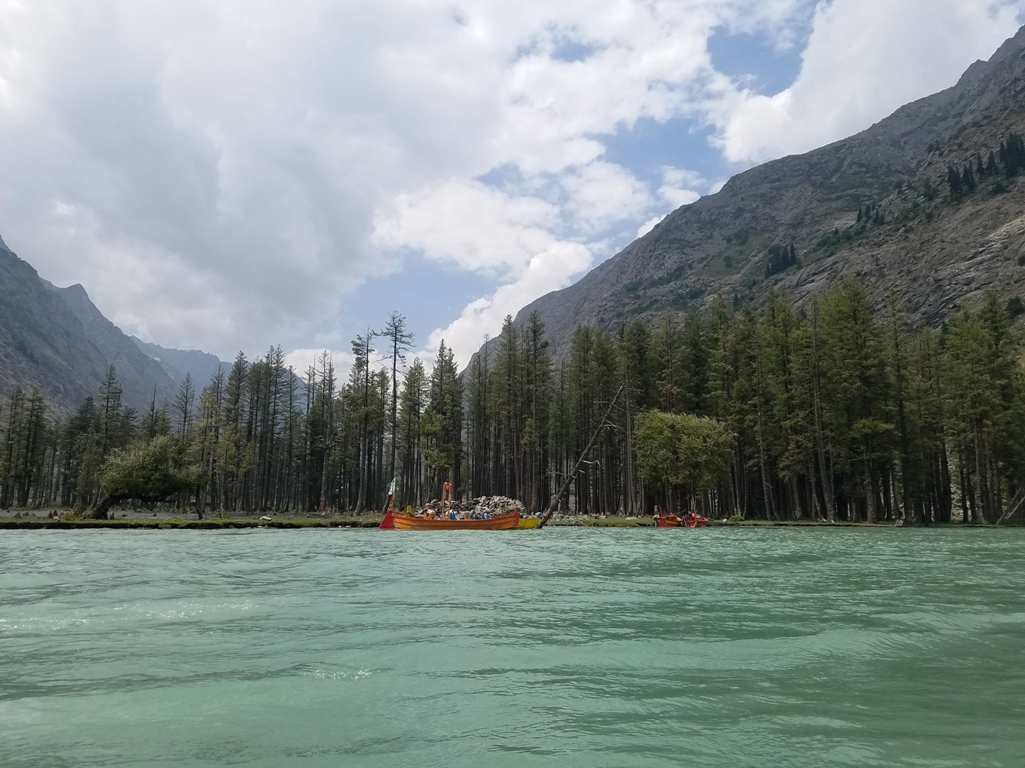 Mahodand Lake - Unimaginable Natural Beauty