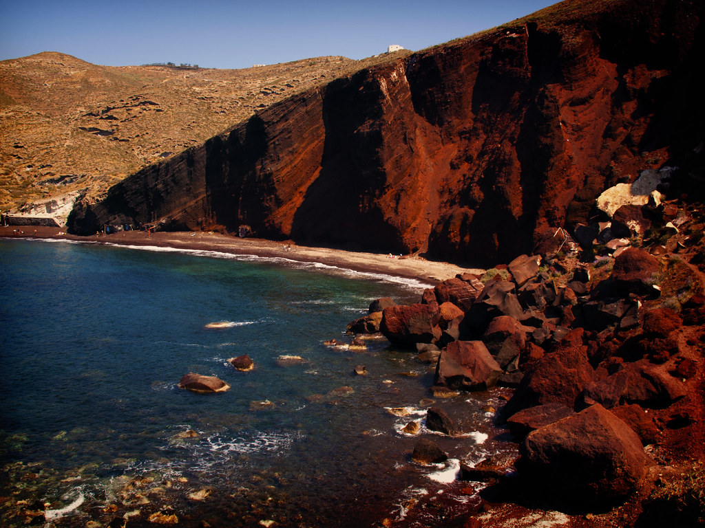 Red Beach of Santorini: A Breathtaking Site in Greece